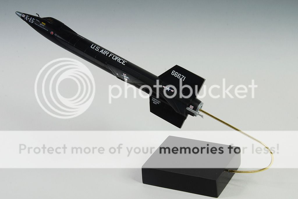 North American X-15 - Dragon 1/144 scale. Posed in-flight - Ready for ...