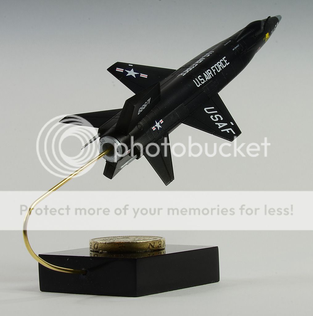 North American X-15 - Dragon 1/144 scale. Posed in-flight - Ready for ...